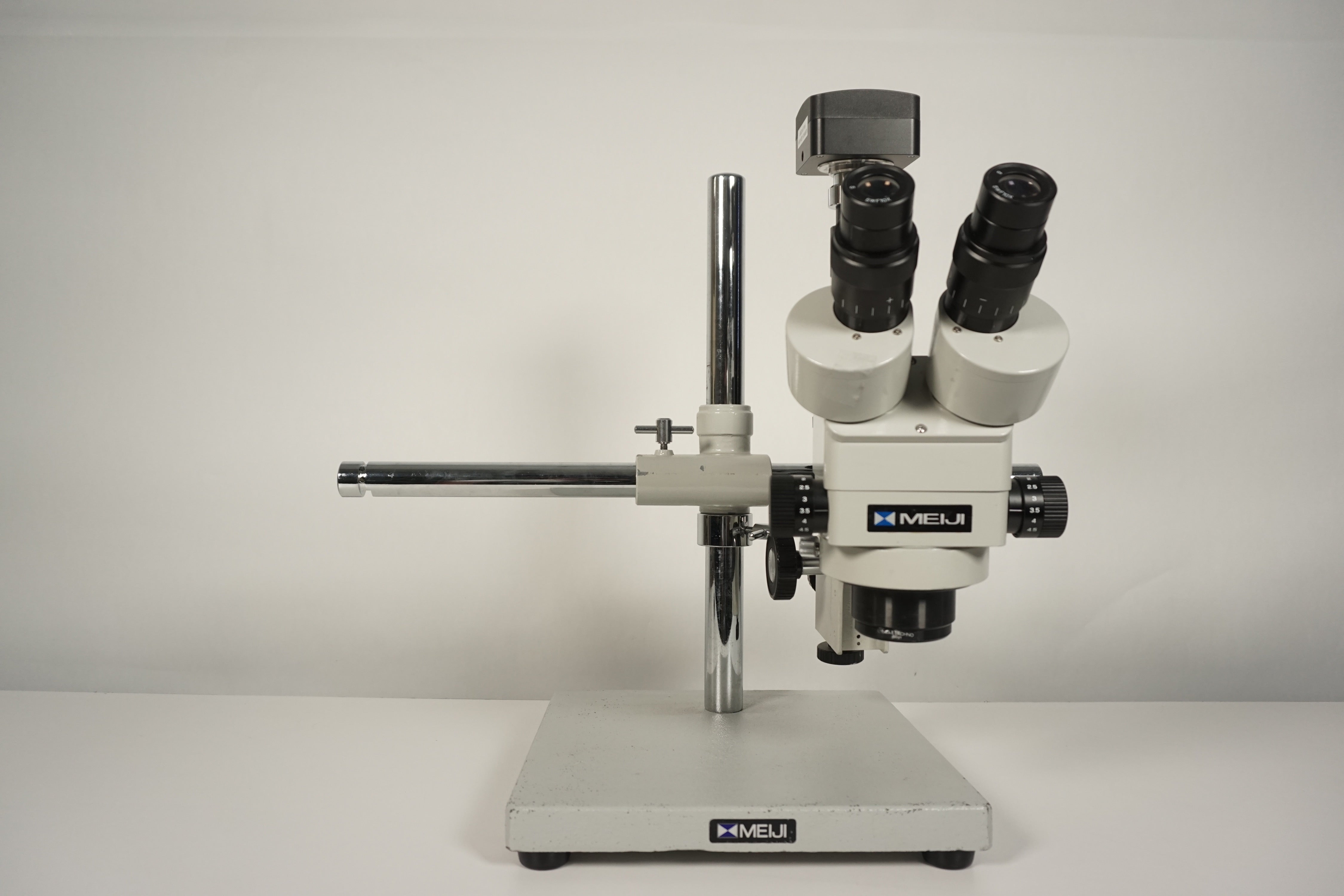 Microscopes / Microscope Lights – Karp Medical